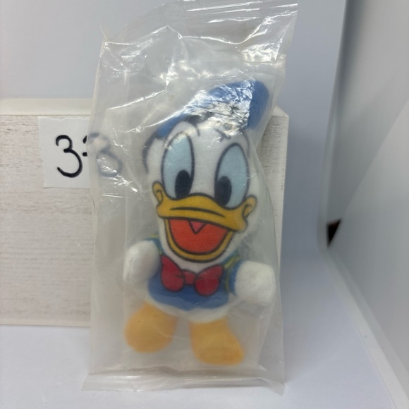 Disney | Toys | Kelloggs Disney Mini Donald Duck Plush Toy 208 ...